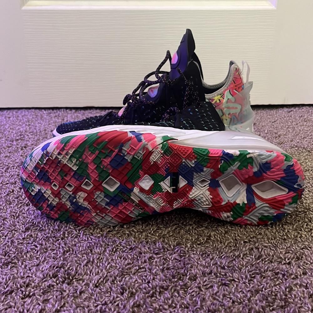 Nike Lebron 18 - Men’s Basketball Shoes - Gem